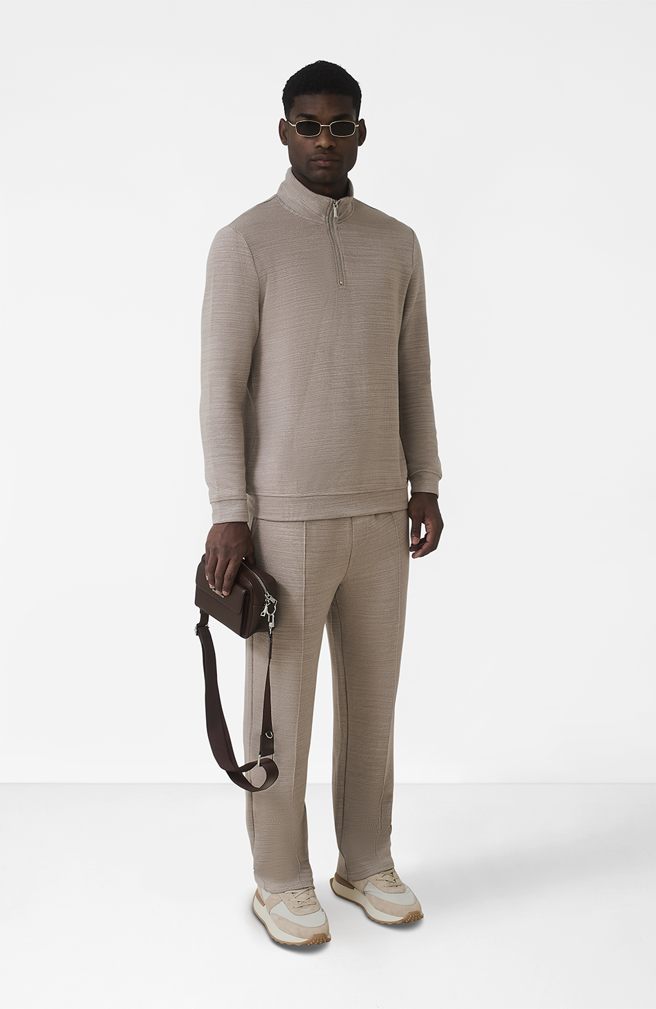 Leandre Regular Premium Textured Quarter Zip in Taupe – MAUVAIS